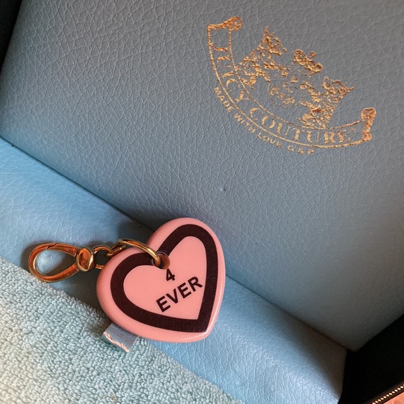 Juicy Couture | Jewelry | Juicy Couture Heart 4ever Plastic | Poshmark